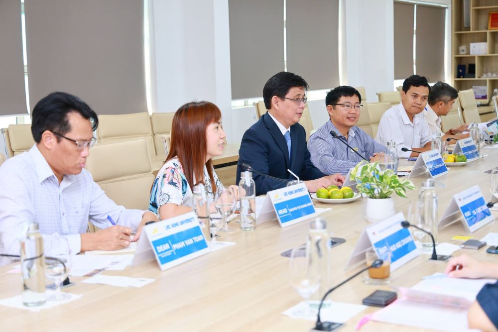 Ký kết MOU với Công ty Cổ phần Quản lý và Vận hành Nhà máy điện XCEOM ...